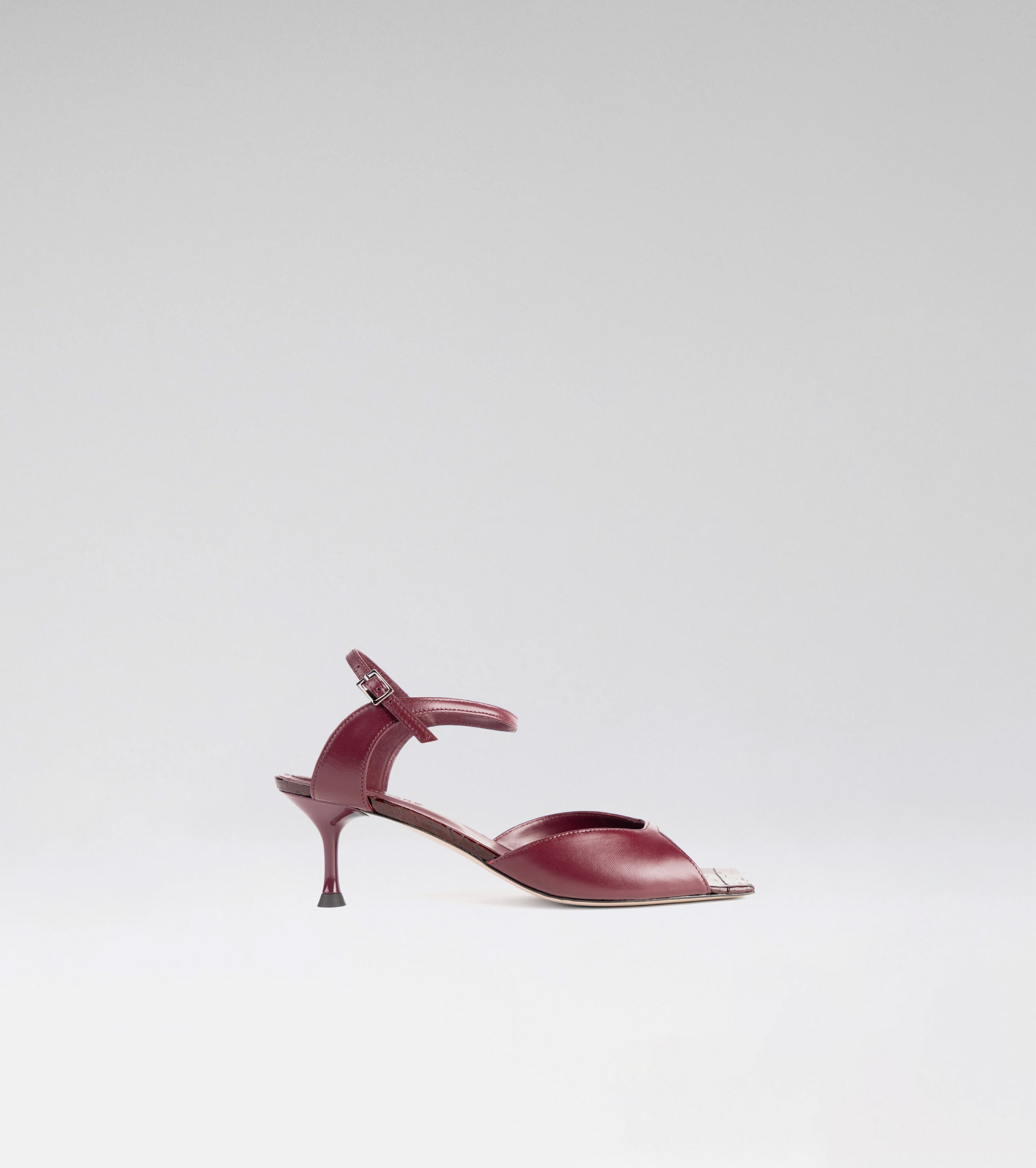 MOROBÉ | Official Site